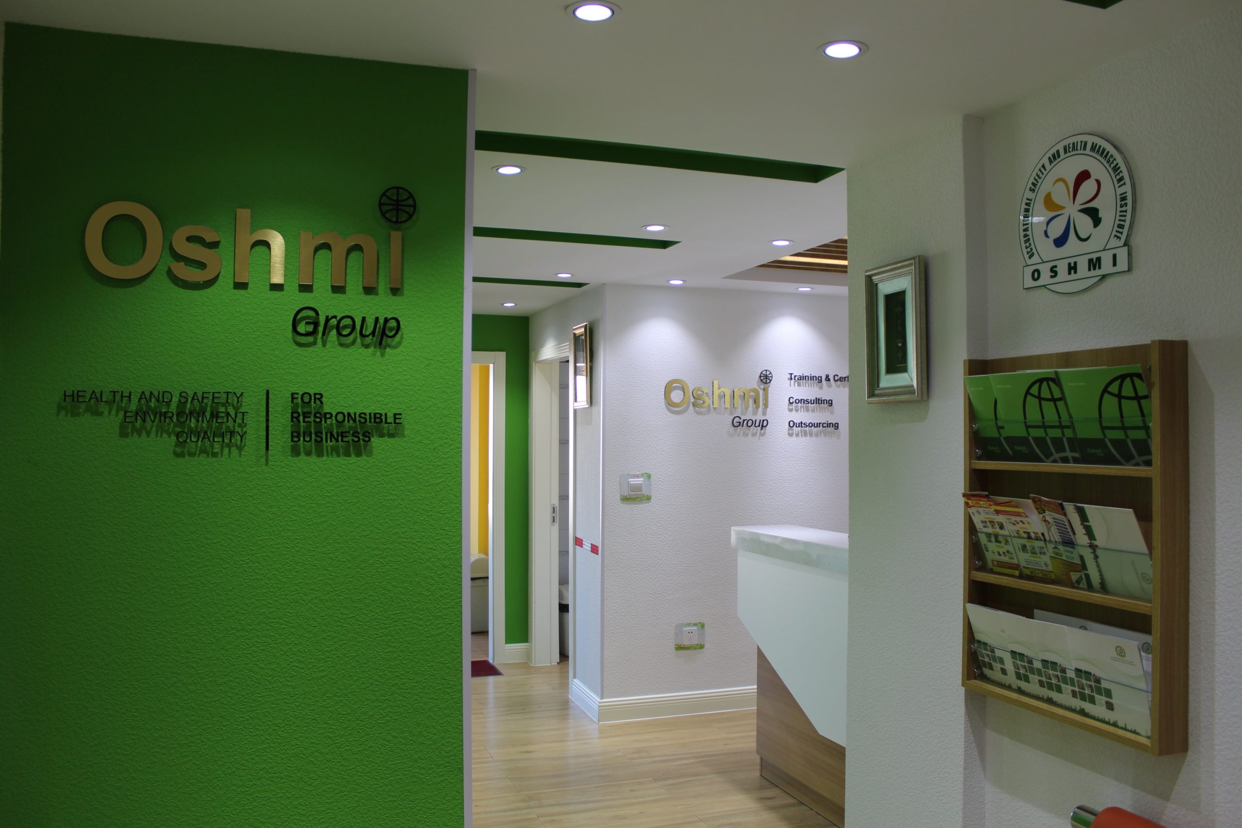 Бидний тухай - Oshmi Group